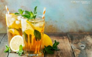 Sommertee | fruchtige Teemischungen und Teesorten für den Sommer